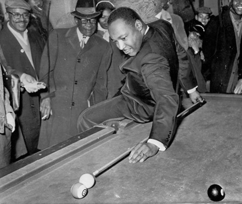 Martin-Luther-King-playing-pool-1966