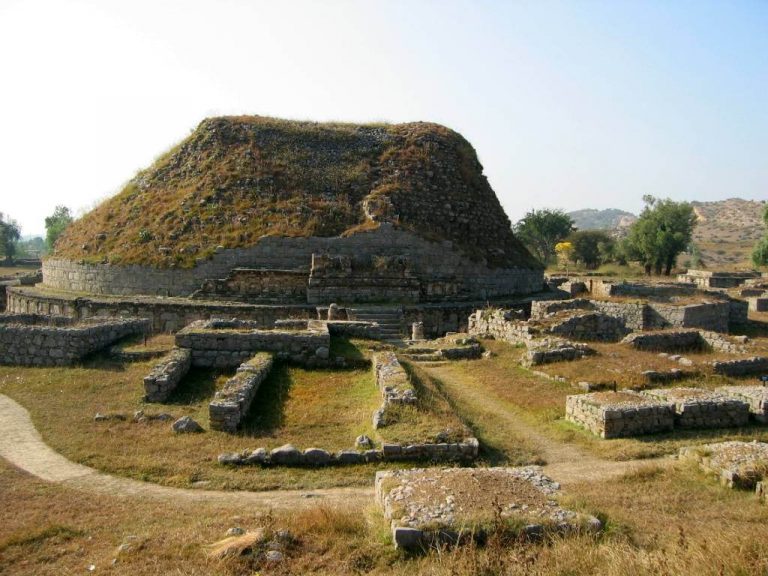 TAKSHASHILA,TAXILA-WORLD'S OLDEST UNIVERSITY